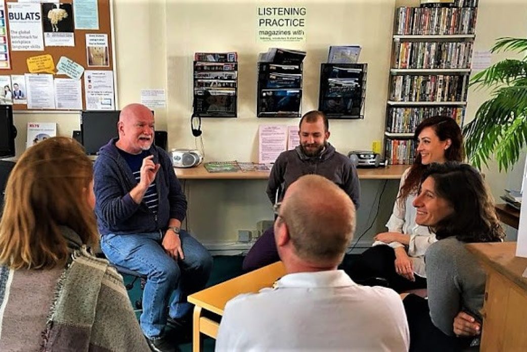 Mixed English levels can practise communication skills even more